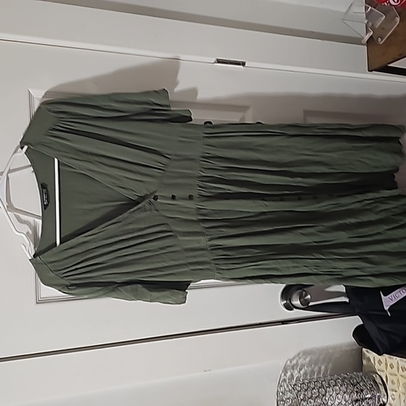 BloomChic | Dresses | 82 Bloomchic Dress | Poshmark